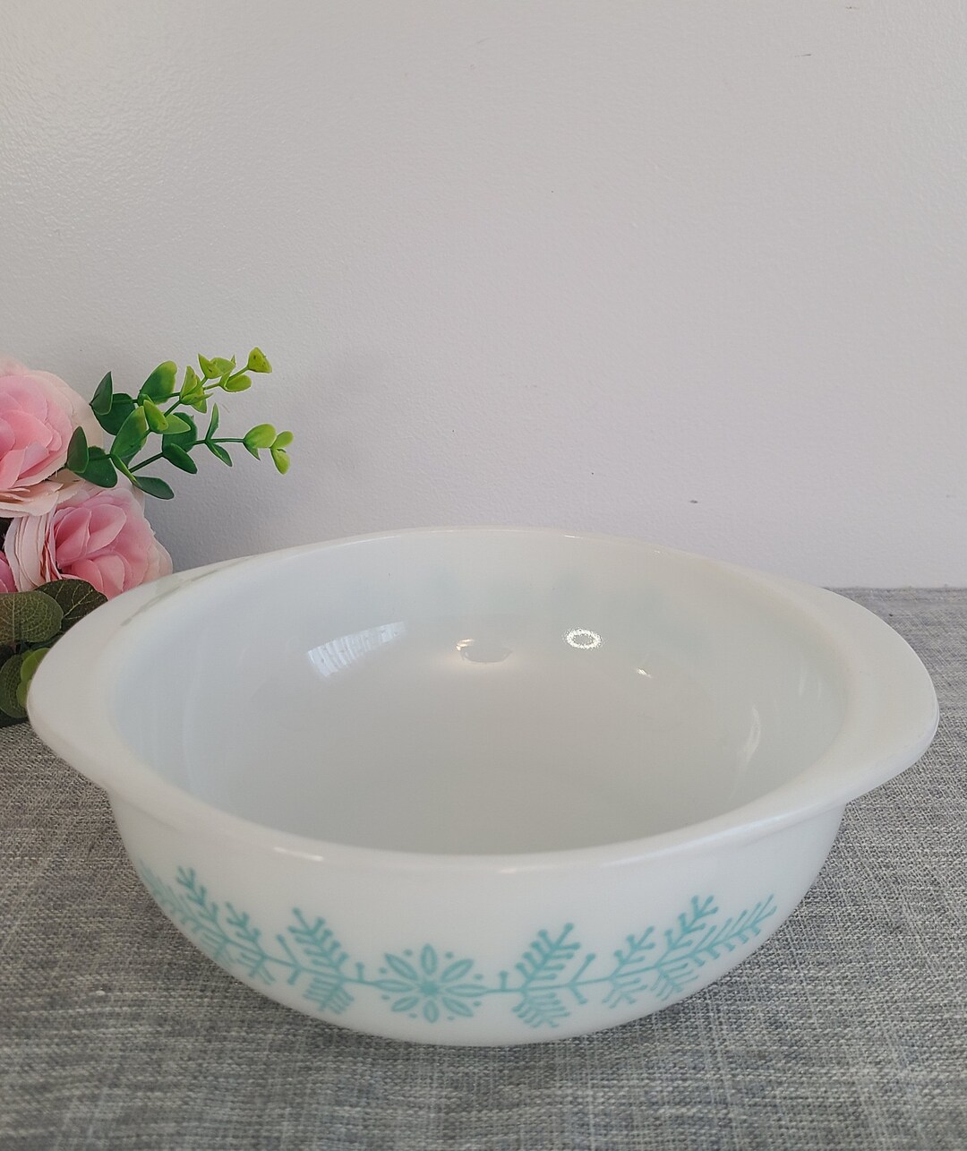 Vintage PYREX Ovenware Turquoise Blue White Frost Garland Snowflake ...