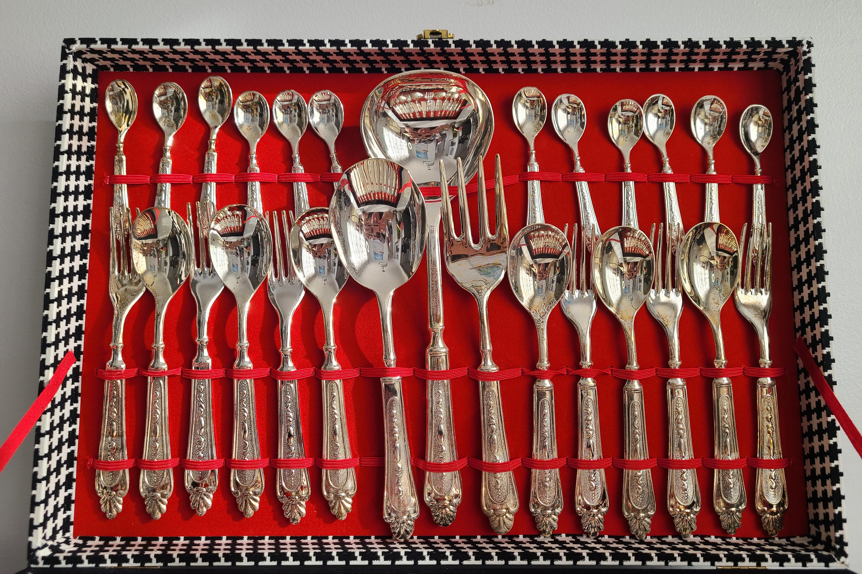 Vintage Oneida Silver Plated Cutlery Set 51 Piece, Made in Italy - Etsy
