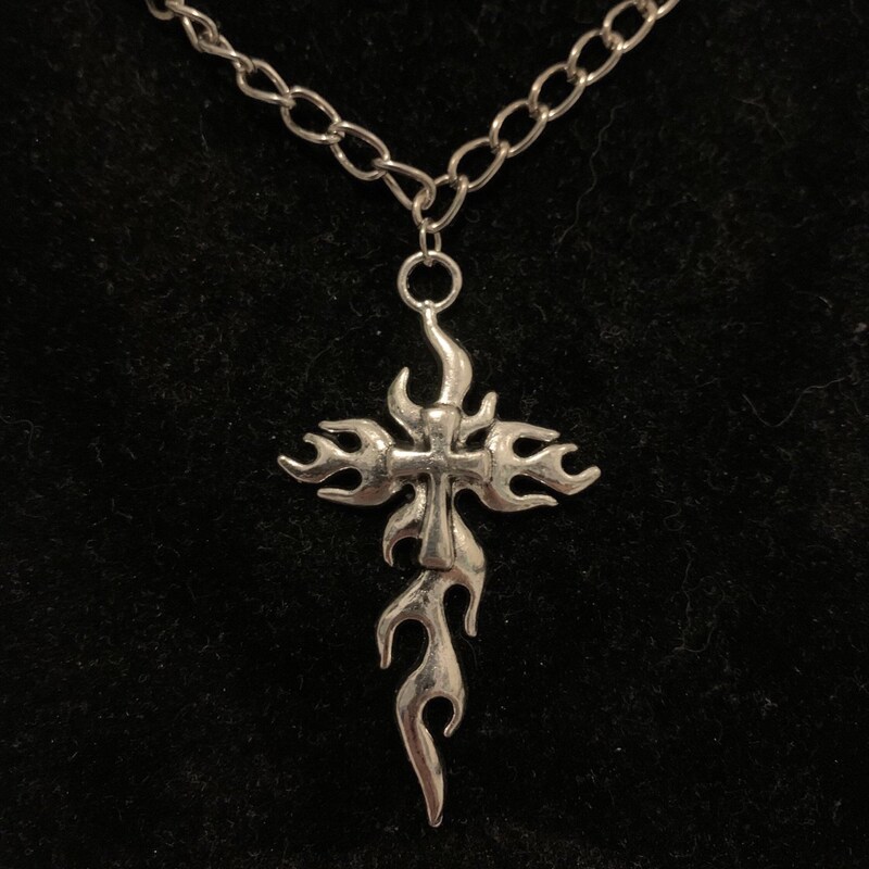 Flame Chain Necklace - Etsy