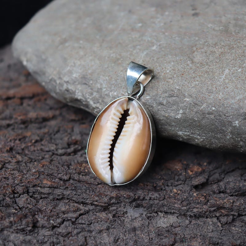 Cowrie Shell Pendant - Etsy