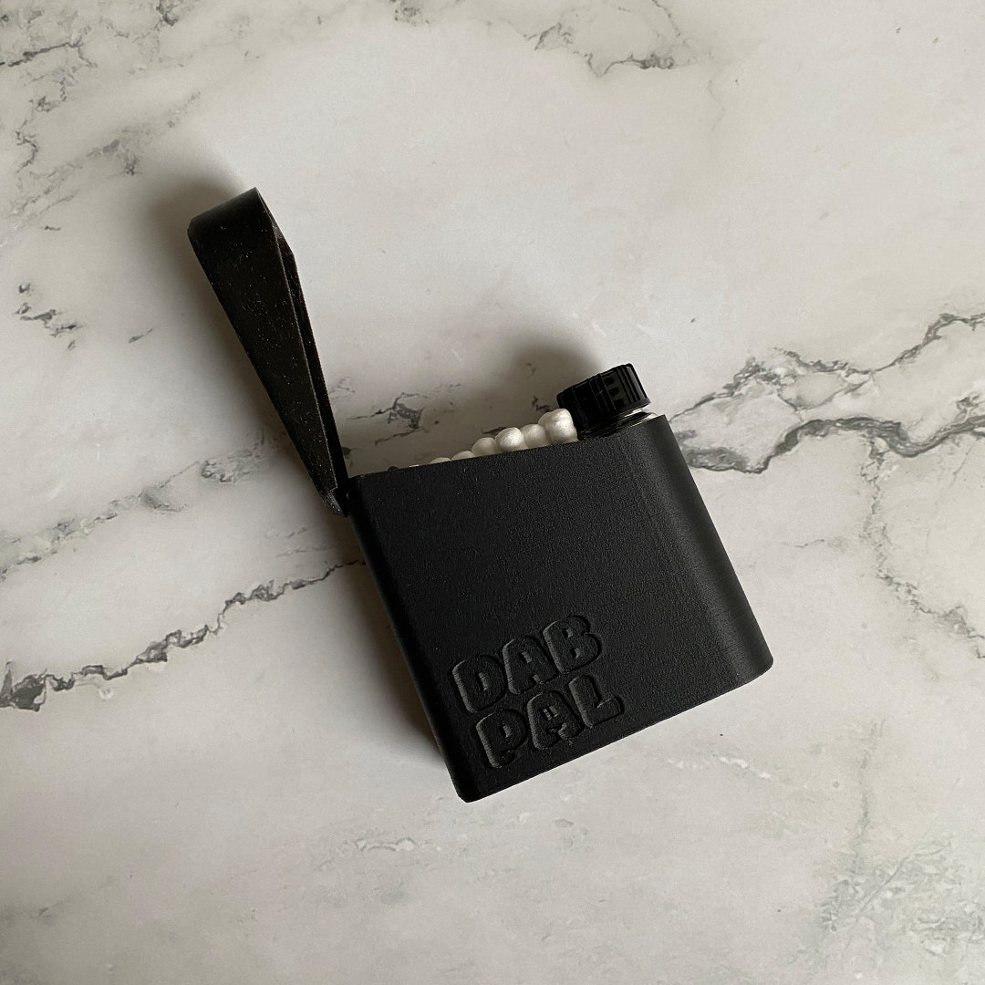 Portable Q Tip Cleaning Kit - Dab Swab and Isopropyl Alcohol Case for ...