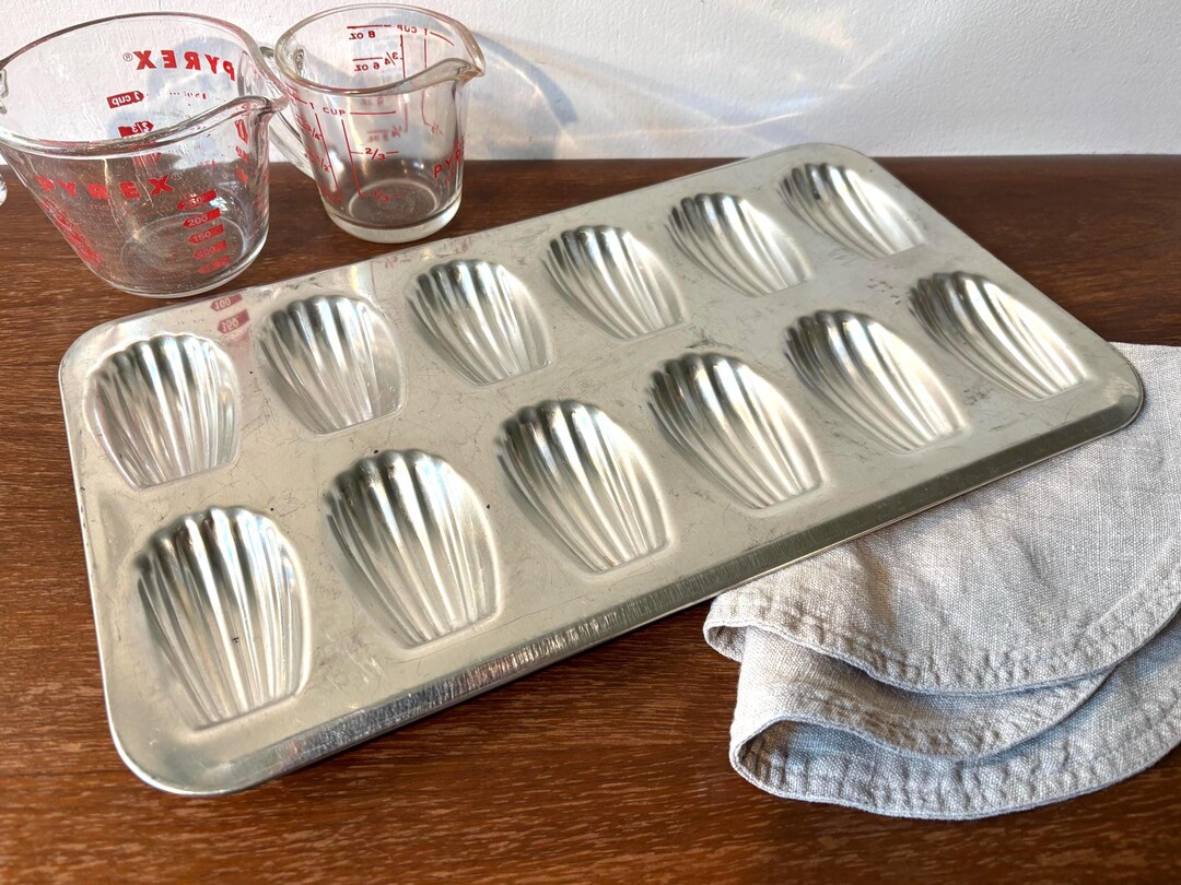 Vintage French Madeline Madeleine Shell Pan | Dessert Butter Cookie ...