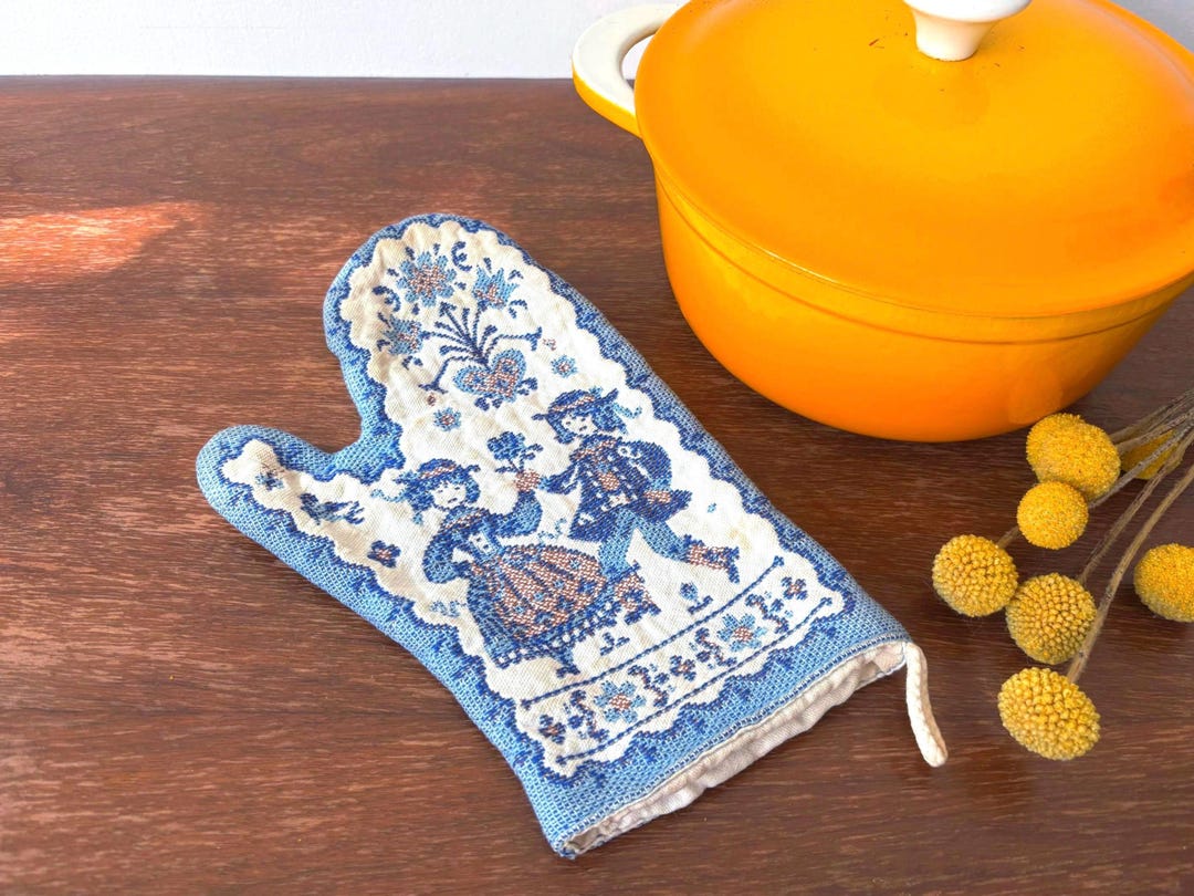 Vintage Woven Austrian Folk Crochet Knit Cotton Oven Mitt | MCM Kitchen ...