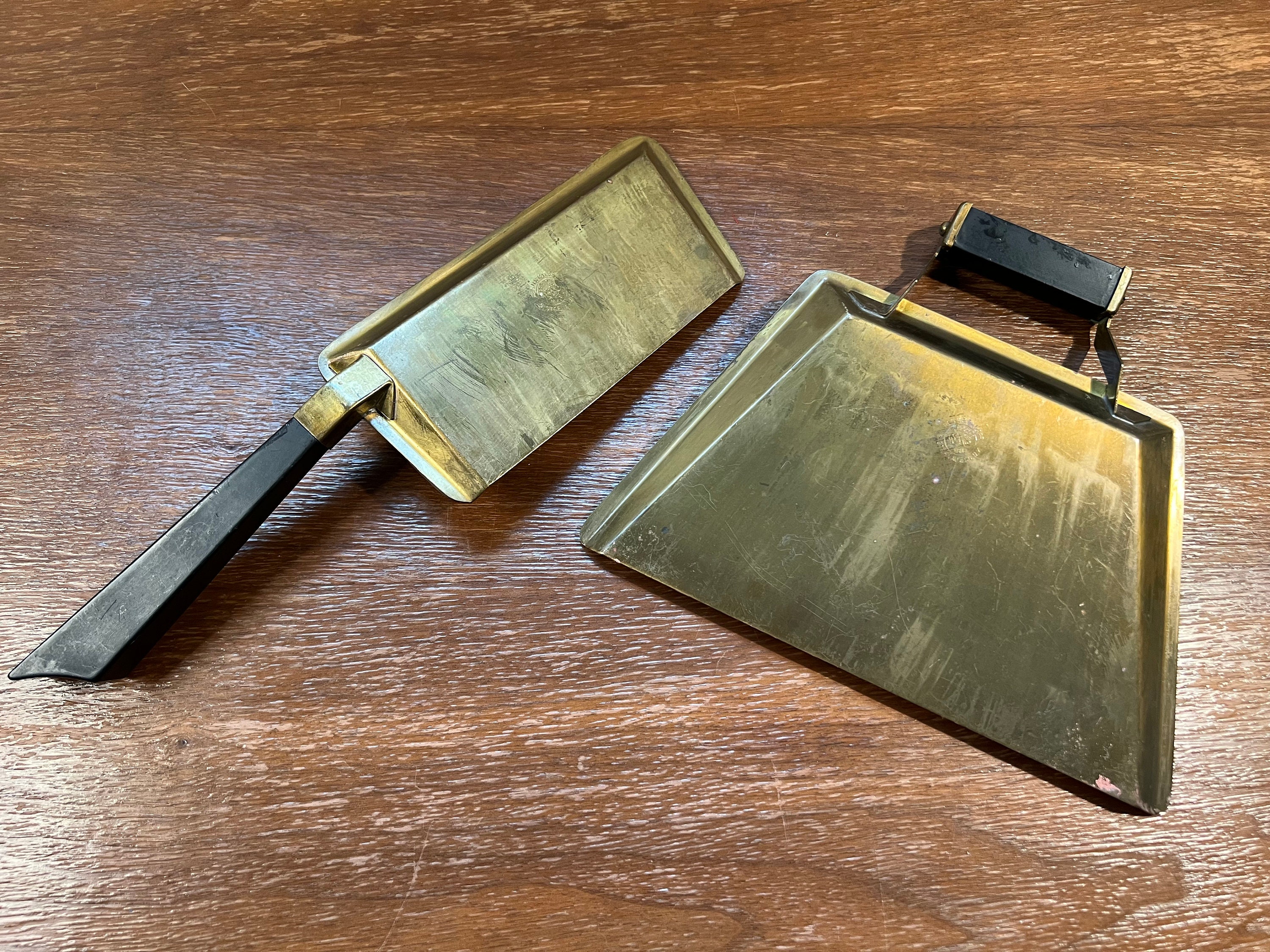 Antique 1910s-1920s S. Sternau & Co New York Brass Dust Pan Butler ...