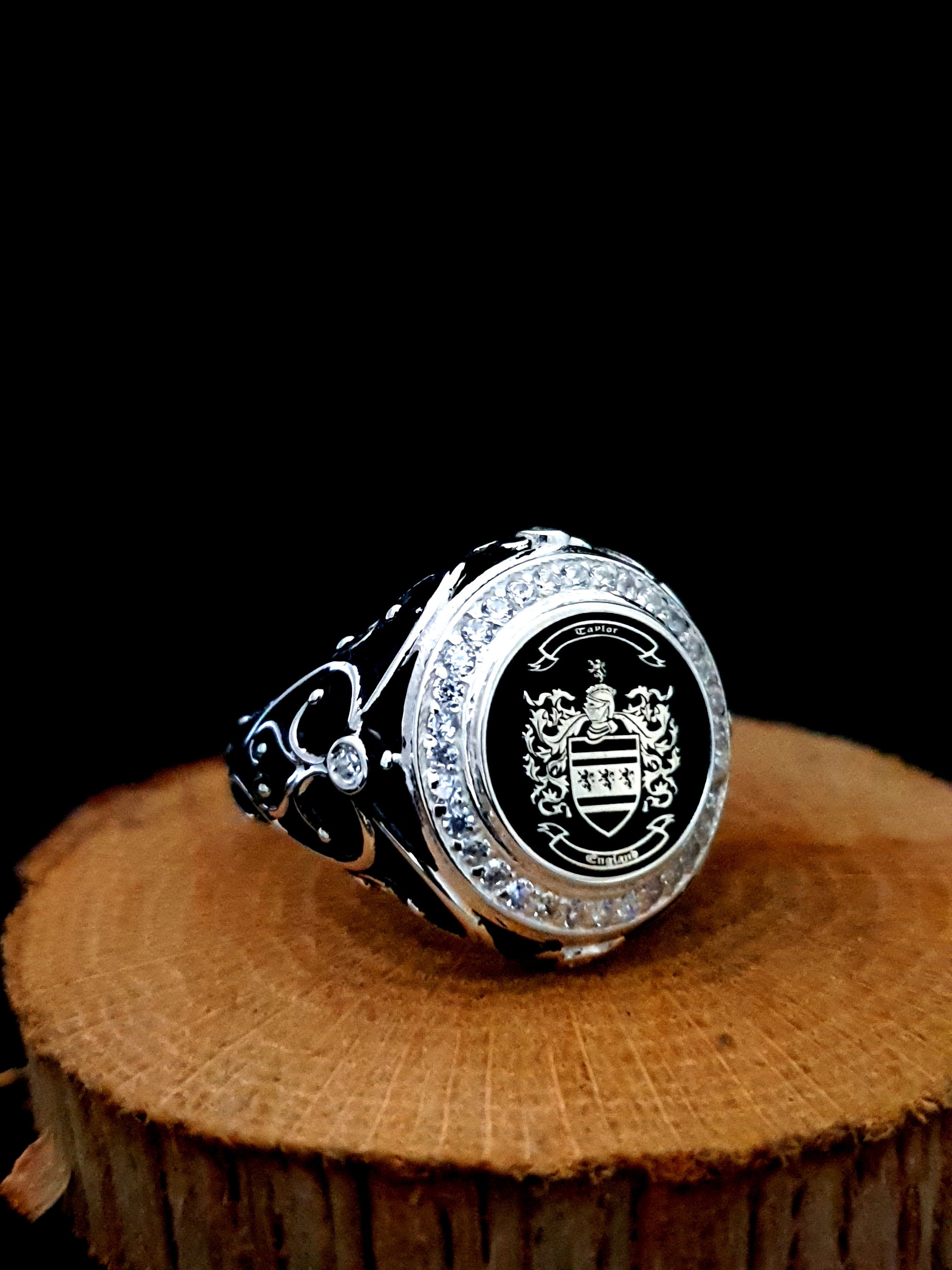 Custom Sterling Silver Family Crest Signet Ring - Etsy