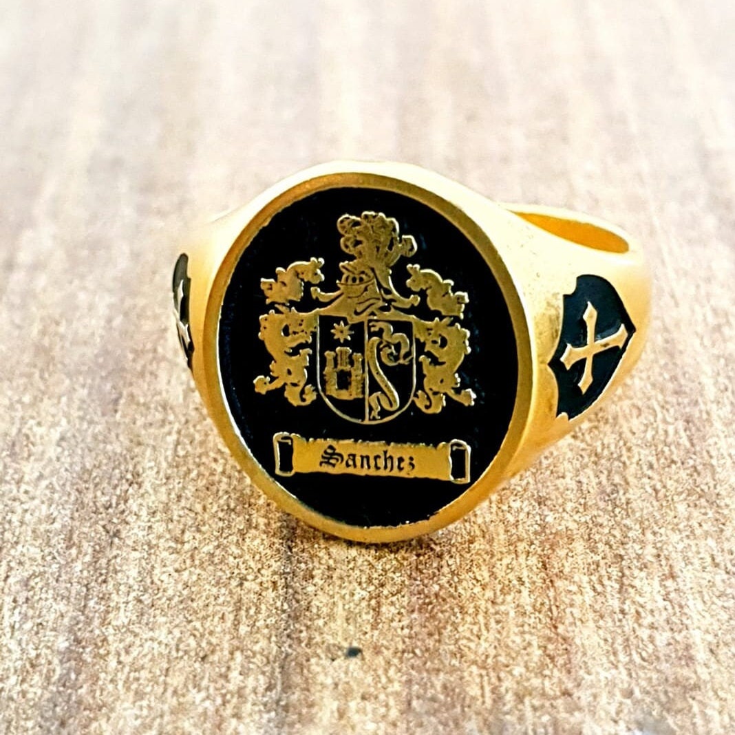 Family Crest Ring, Custom Ring With Personalized Gold and Silver - Etsy