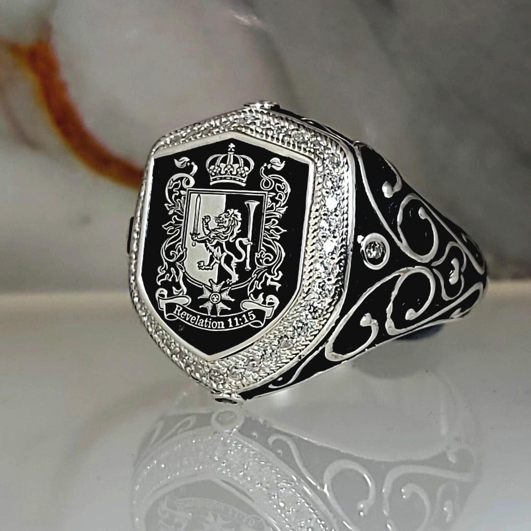 Custom Sterling Silver Family Crest Signet Ring - Etsy