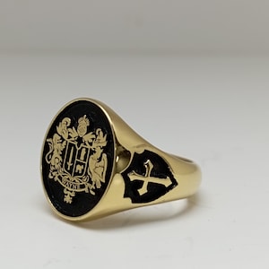 Custom Family Crest Sterling Silver Ring: Personalized Coat of Arms - Etsy