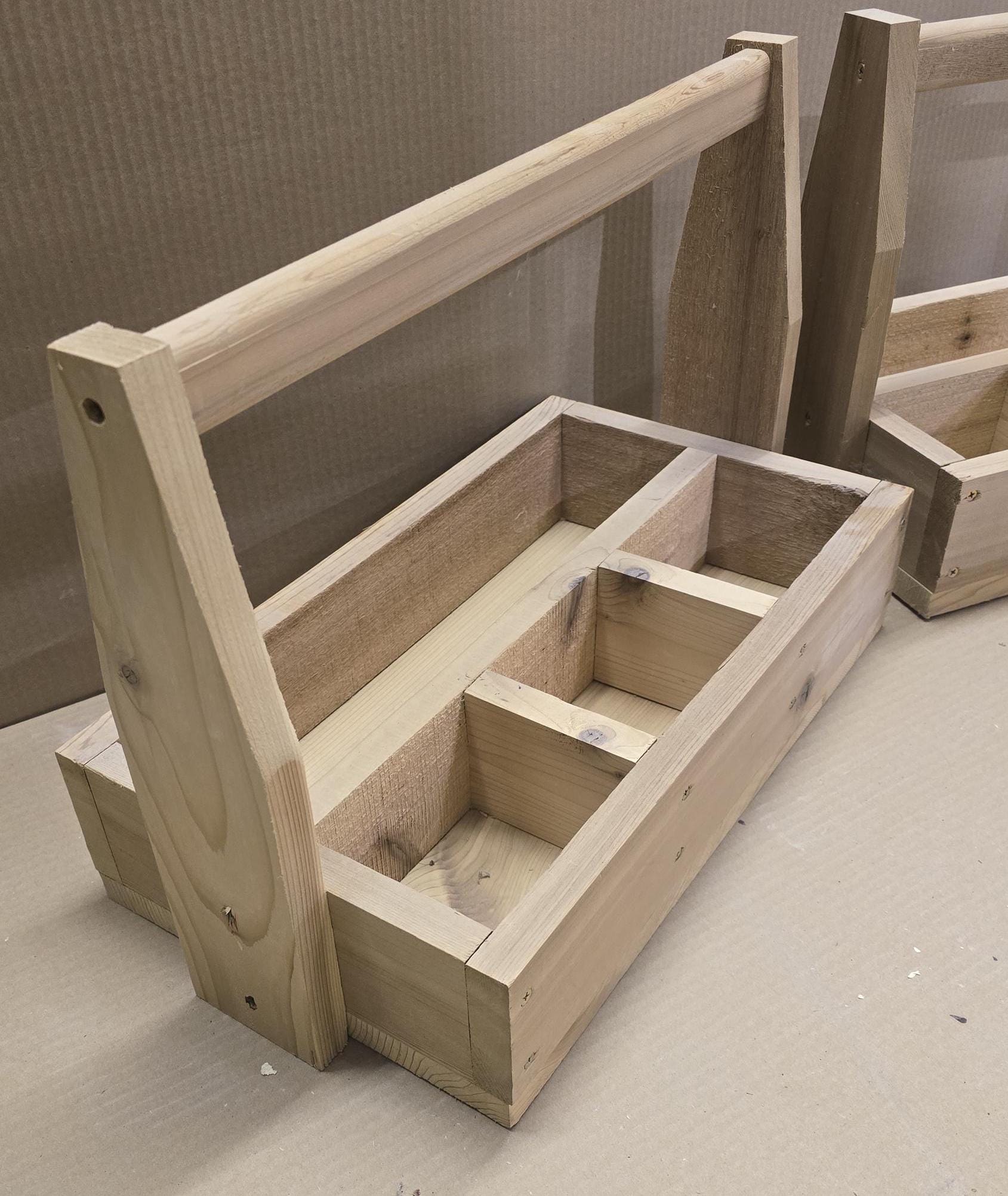 Western Red Cedar Garden Totes, Planters, Garden Totes - Closeout ...