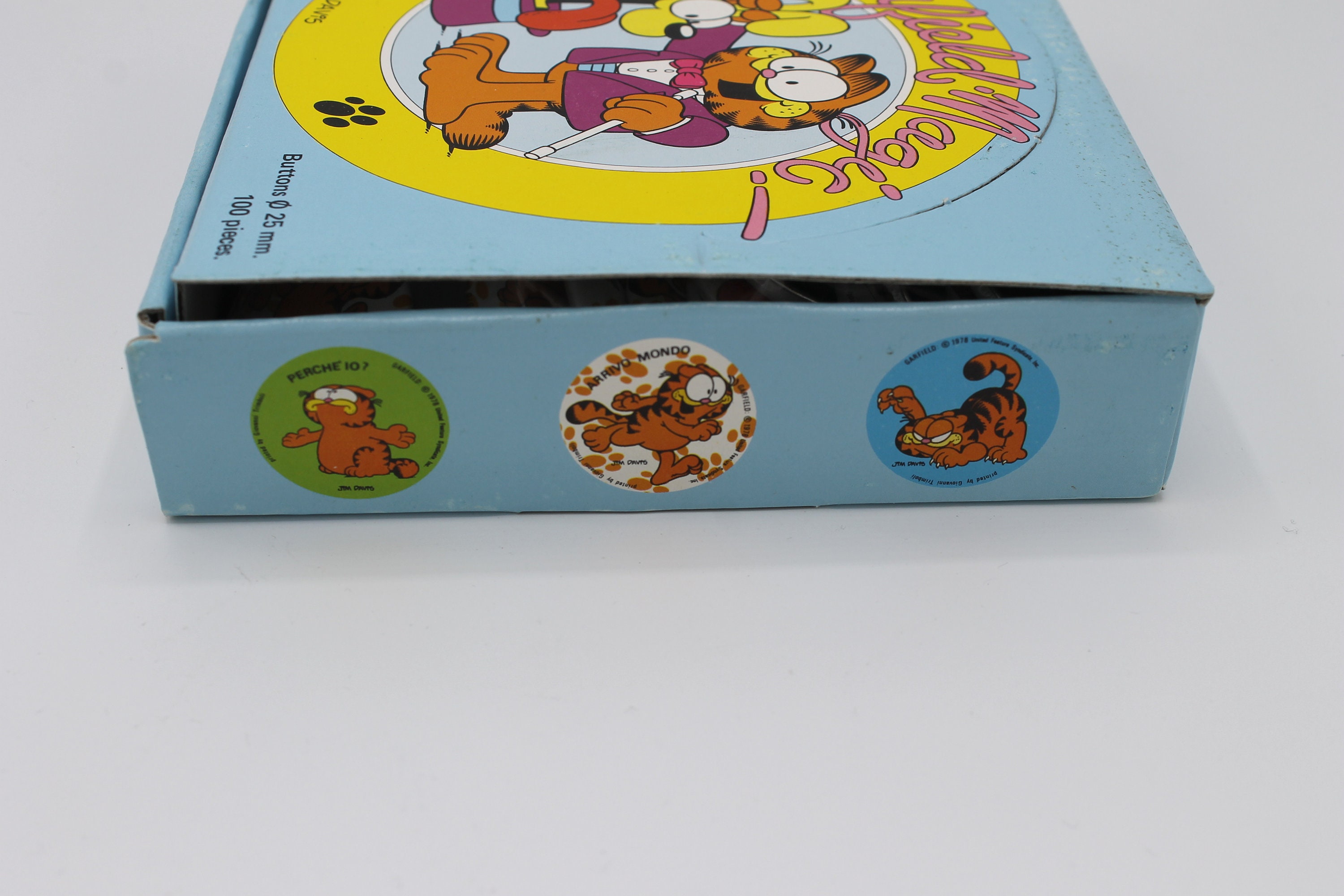 Store Display Box With 100 Garfield Buttons, Old Stock 1978 - Etsy