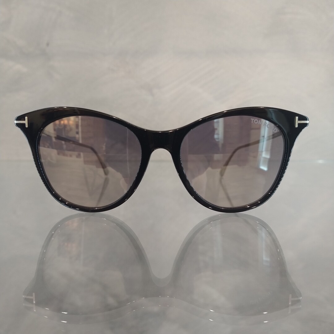 Tom Ford Vintage Sunglasses NOS - Mod. TF662 - Col. 01C - 53/17 - New ...