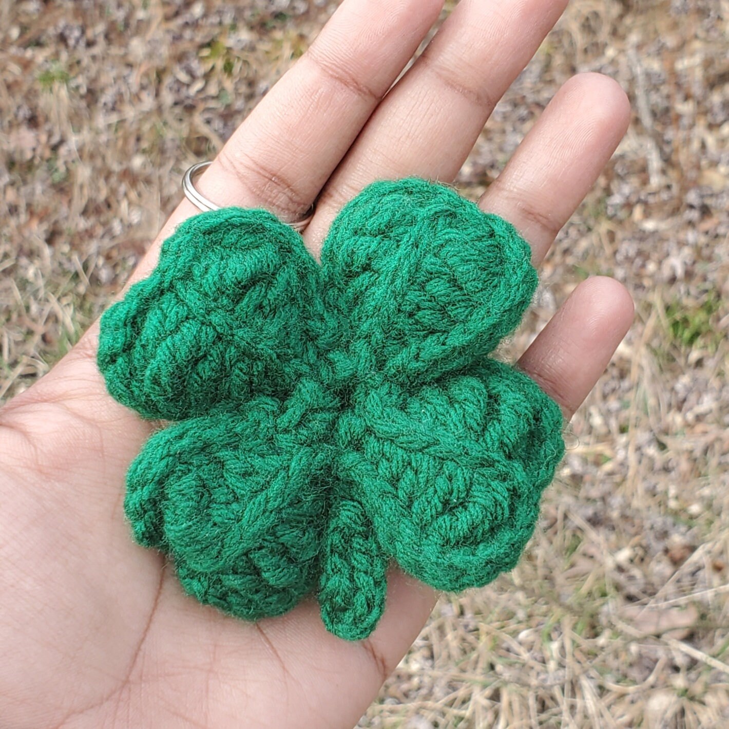 Crochet Four Leaf Clover No-sew Keychain PATTERN PDF Shamrock Amigurumi ...