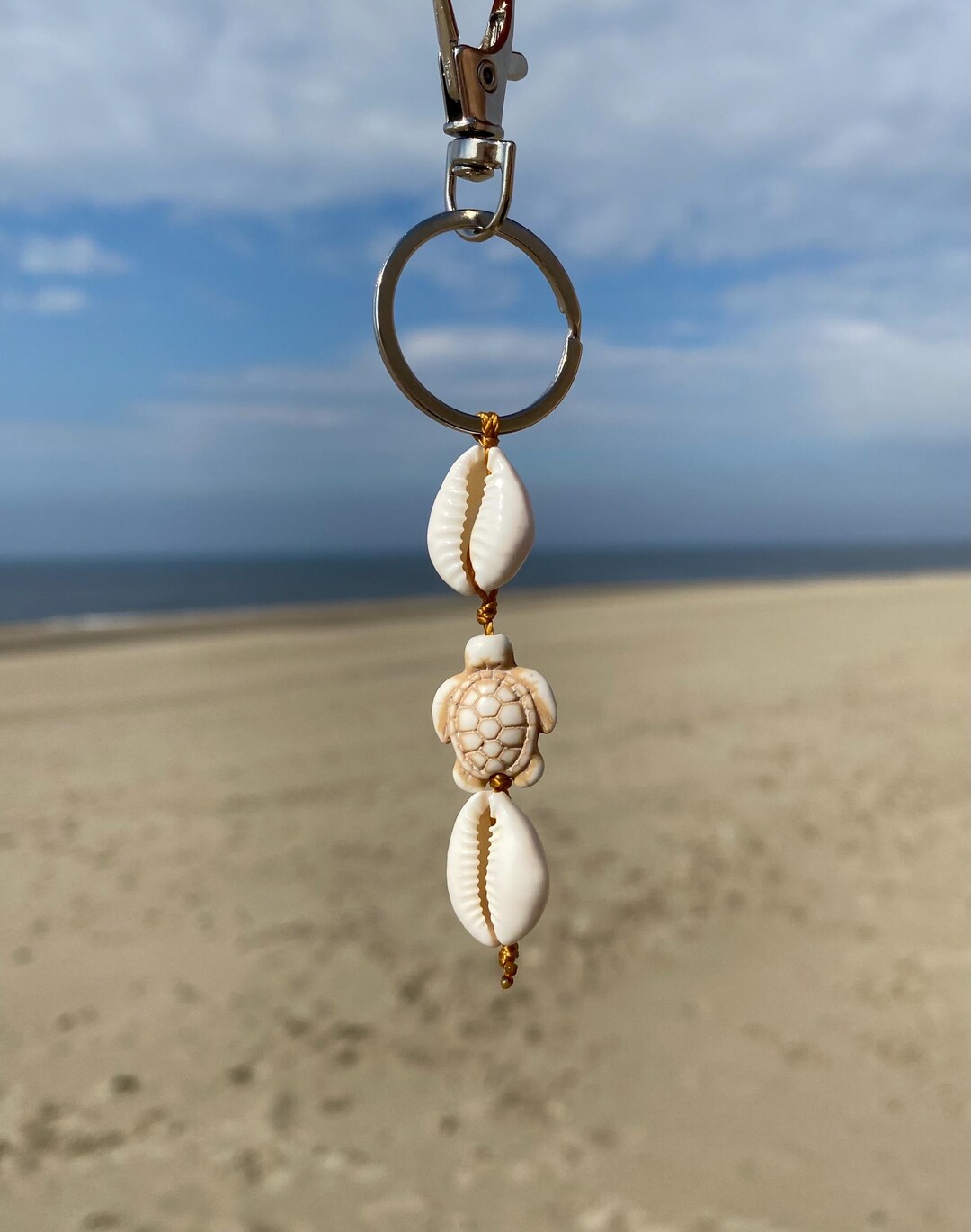 Cowrie Shell Turtle Keychain, Beach Keychain, Boho Keychain, Summer Key ...