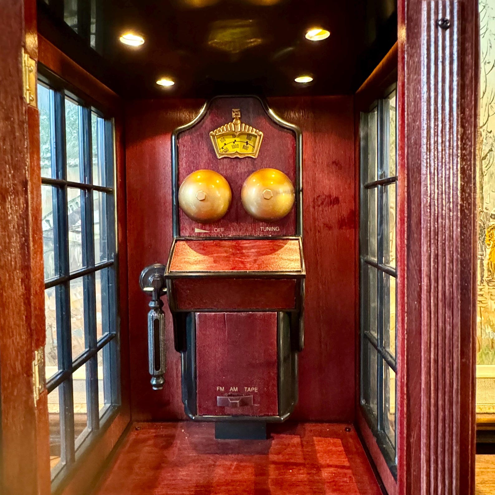 Vintage 1930s Back to the Oldies Telephone Booth AM/FM Classic Lighted ...