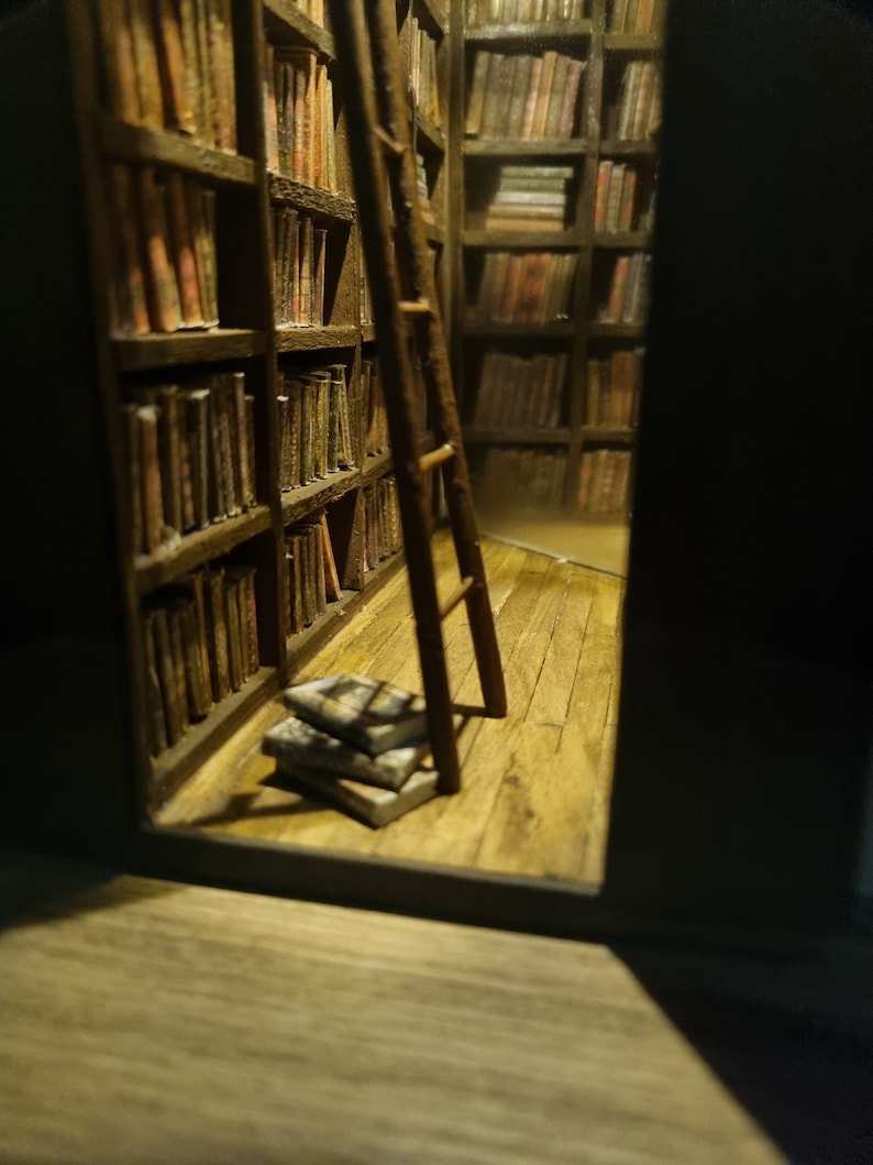 Book Nook Library - Etsy