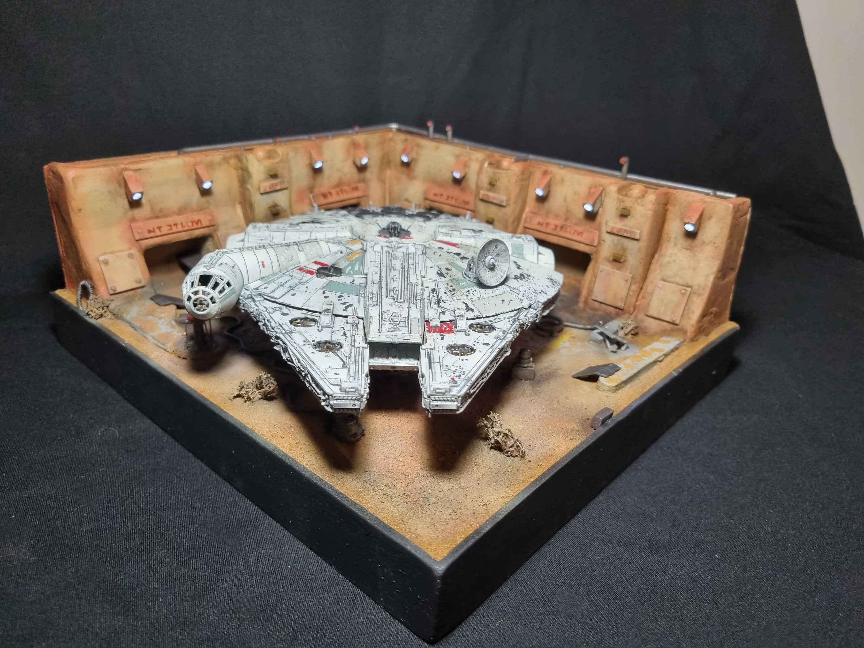 Starwars Millennium Falcon Model - Etsy