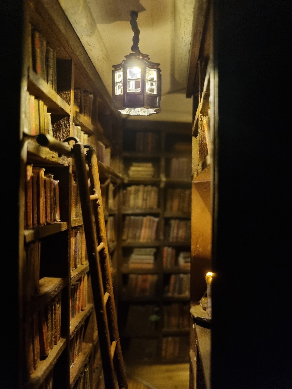 Book Nook Library - Etsy