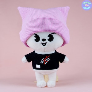 Lee Know Cat Beanie, Kpop Cat Beanie, Skzoo Clothes, Skzoo Outfits ...