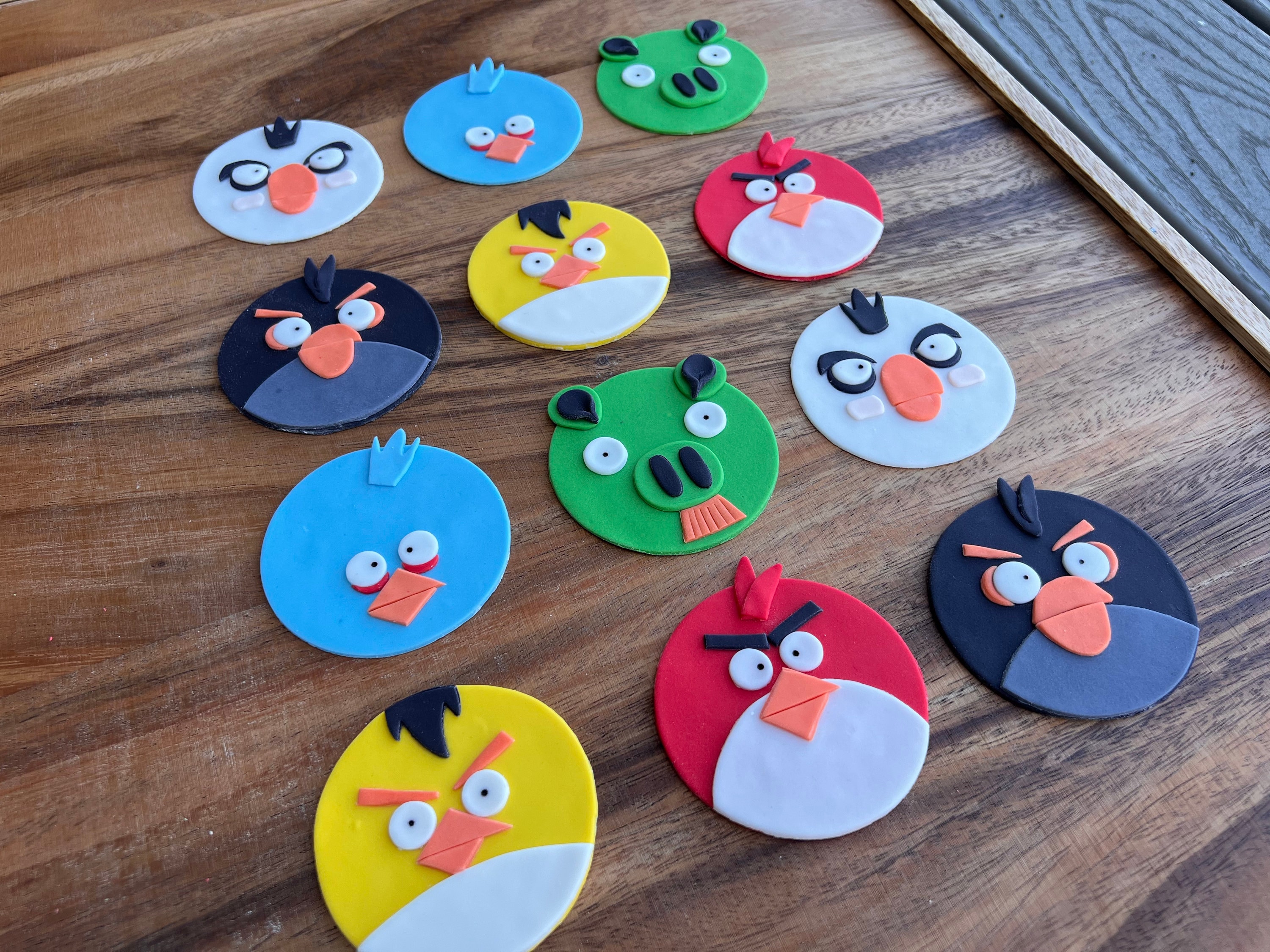 Angry Birds Fondant Cupcake Toppers - Etsy