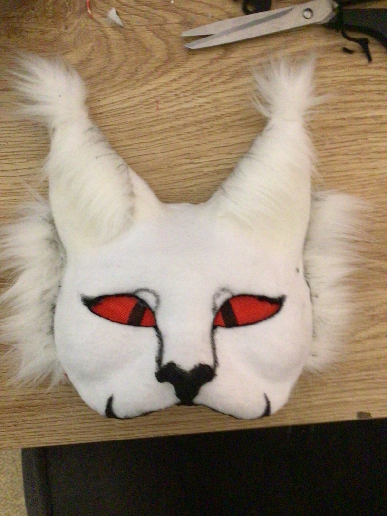 SUPER FLUFFY High Quality White Cat Therian Mask With Red Eyes ...