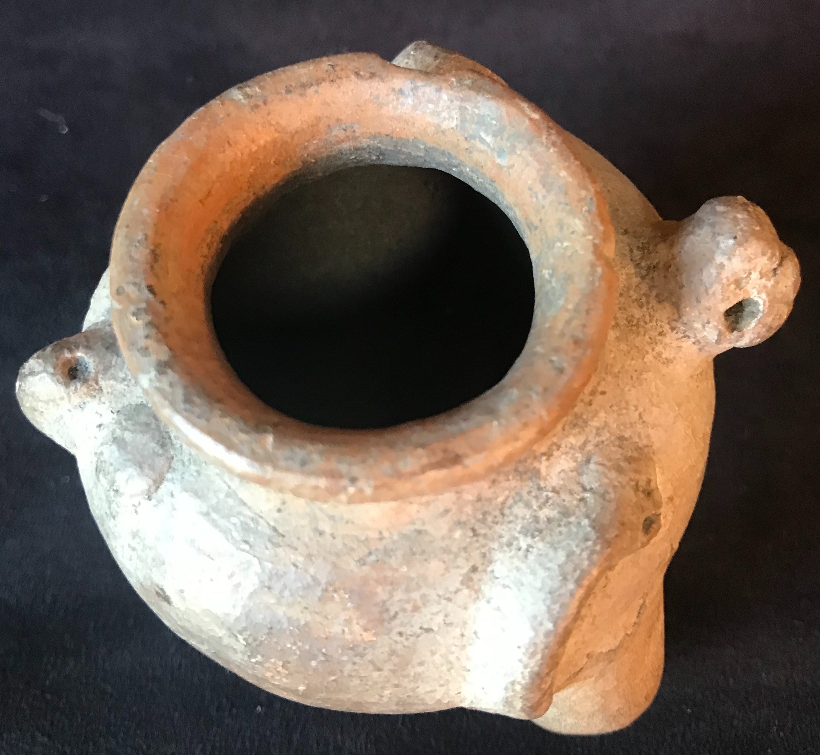 Authentic Pre-columbian Terra Cotta Tri-pod Pottery Vessel Man/animal ...