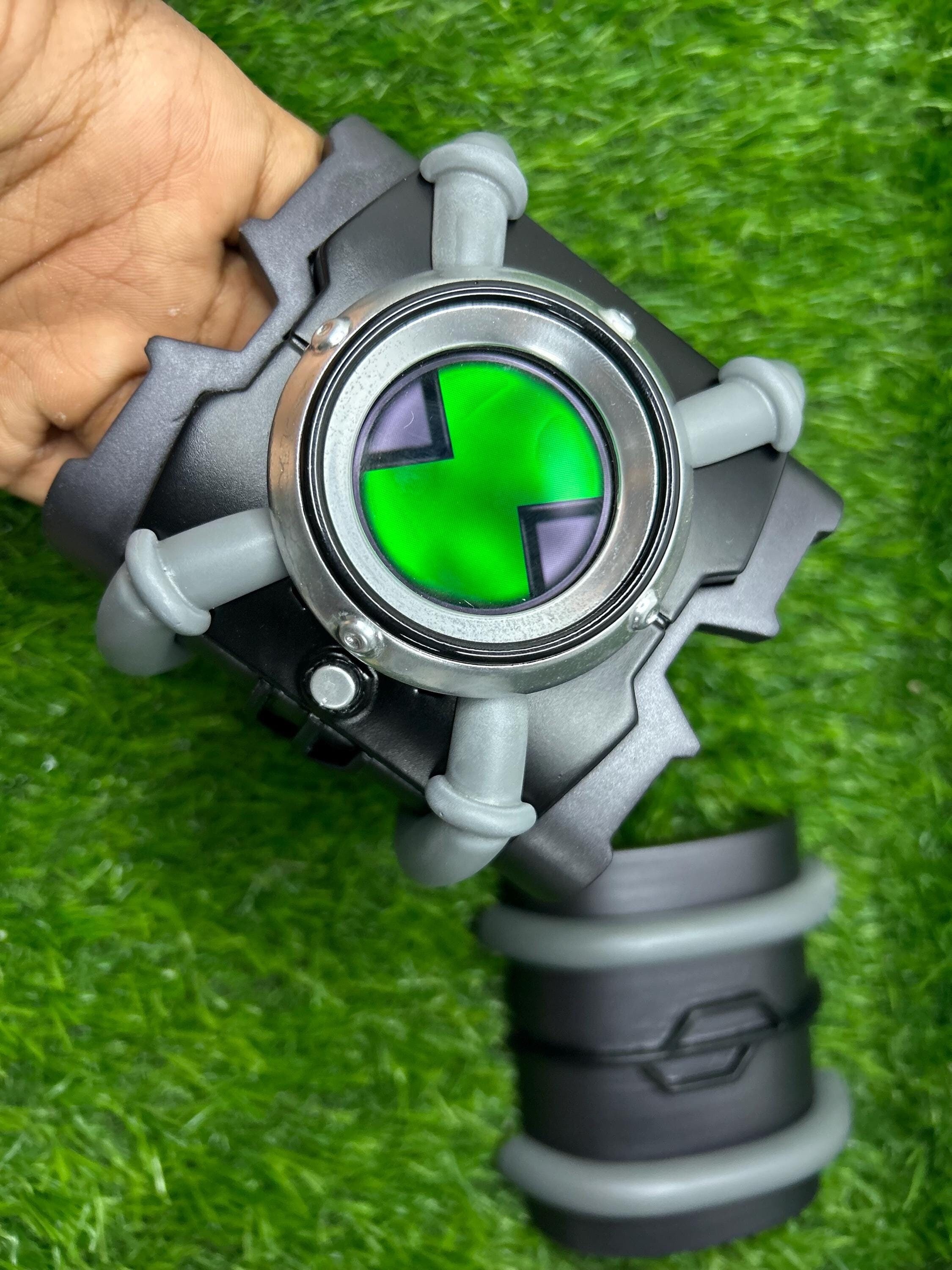 Ben 10 Alien Swarm Omnitrix Replica