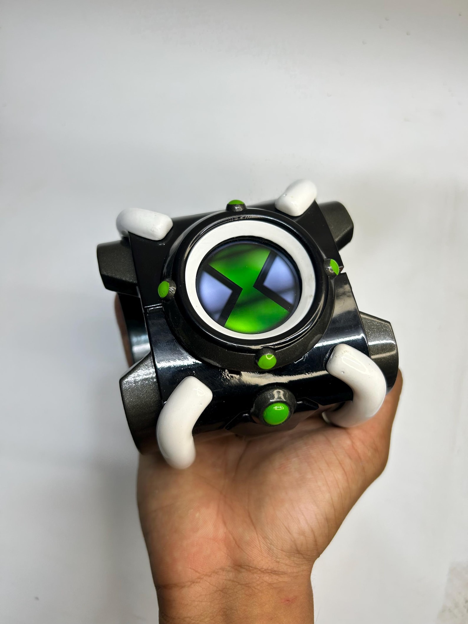 Omnitrix - Ben 10 Classic Smartwatch Case | Fits Samsung Galaxy Watch ...