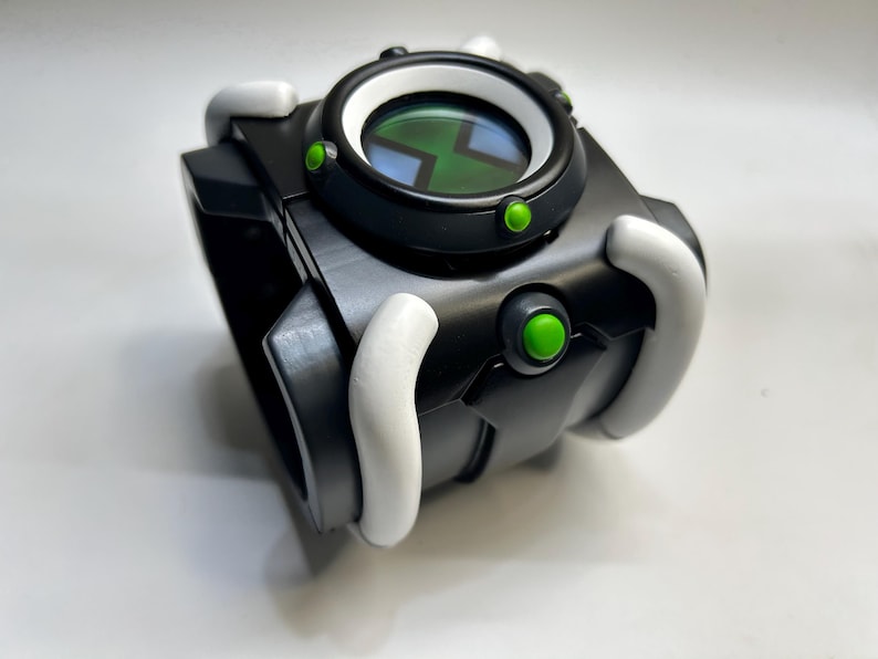 Omnitrix - Ben 10 Classic Smartwatch Case | Fits Samsung Galaxy Watch ...