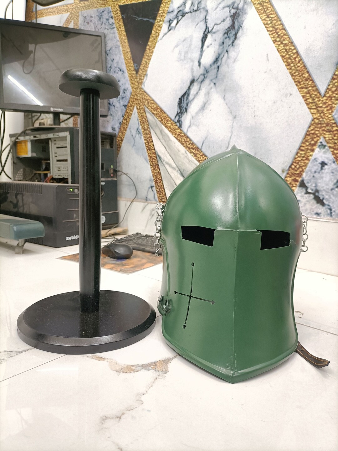 Medieval Barbuda Green Helmet With Stand Knight Collectible Armor ...