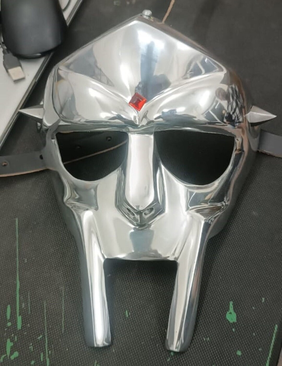 Medieval Knight MF DOOM Mask Mad-villain Steel Face Armor Medieval Hand ...