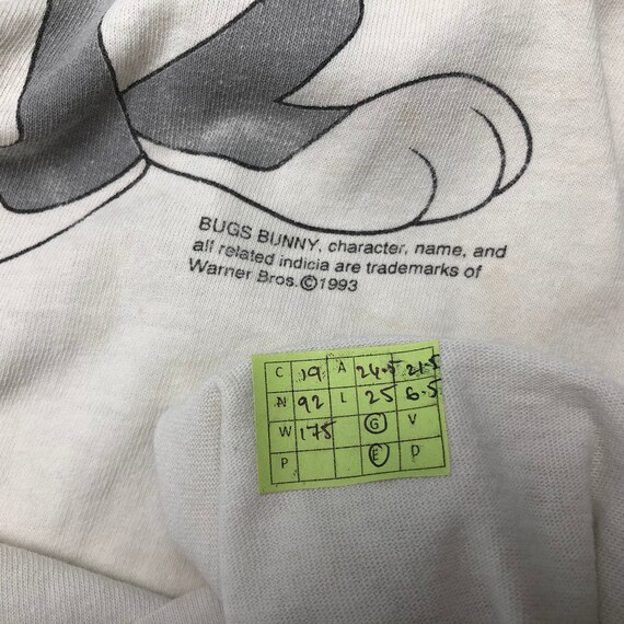 Vintage 93' Bugs Bunny Cartoon Design Oversized Tshirt - Gem