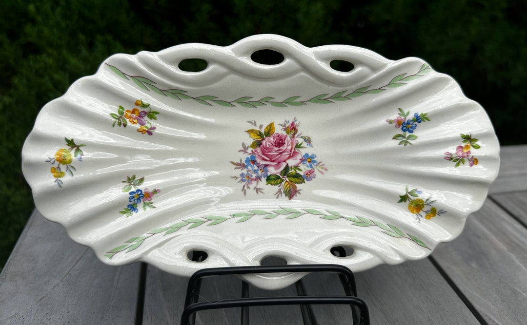 Royal Staffordshire Pottery, A J Wilkinson Ltd, Dish/tray, Made in ...