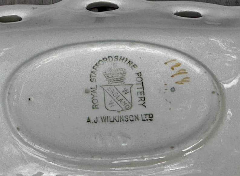Royal Staffordshire Pottery, A J Wilkinson Ltd, Dish/tray, Made in ...