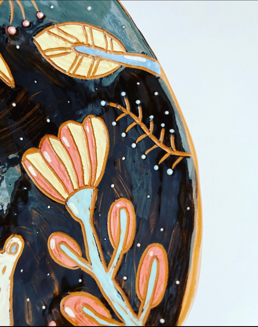 Black Centerpiece Ceramic Tray With Floral Sgraffito / Illustrated ...