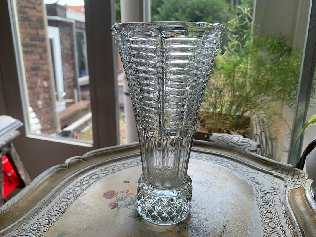 Clear Cut Glass Flower Vase Vintage - Etsy