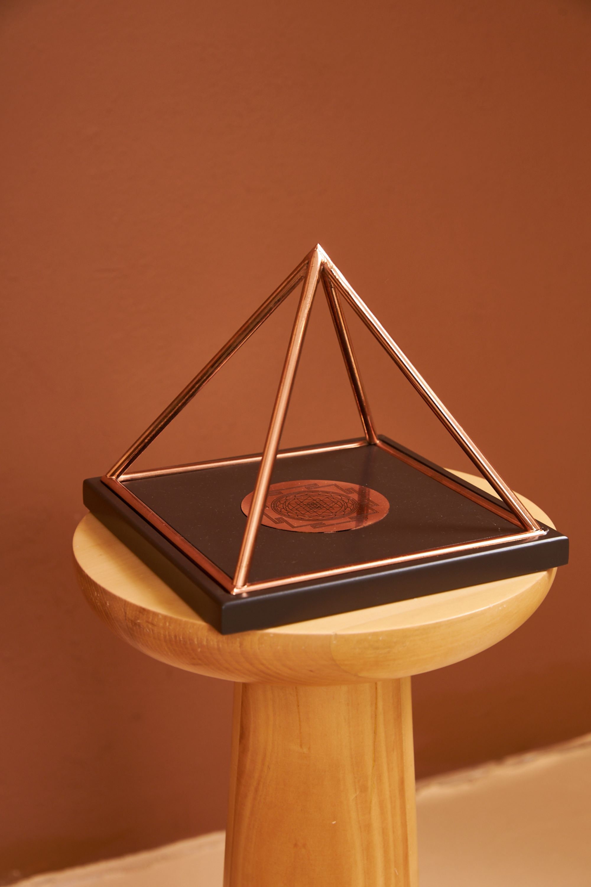 Copper Energy Pyramid for Meditation Healing Wood Copper Giza Pyramid ...