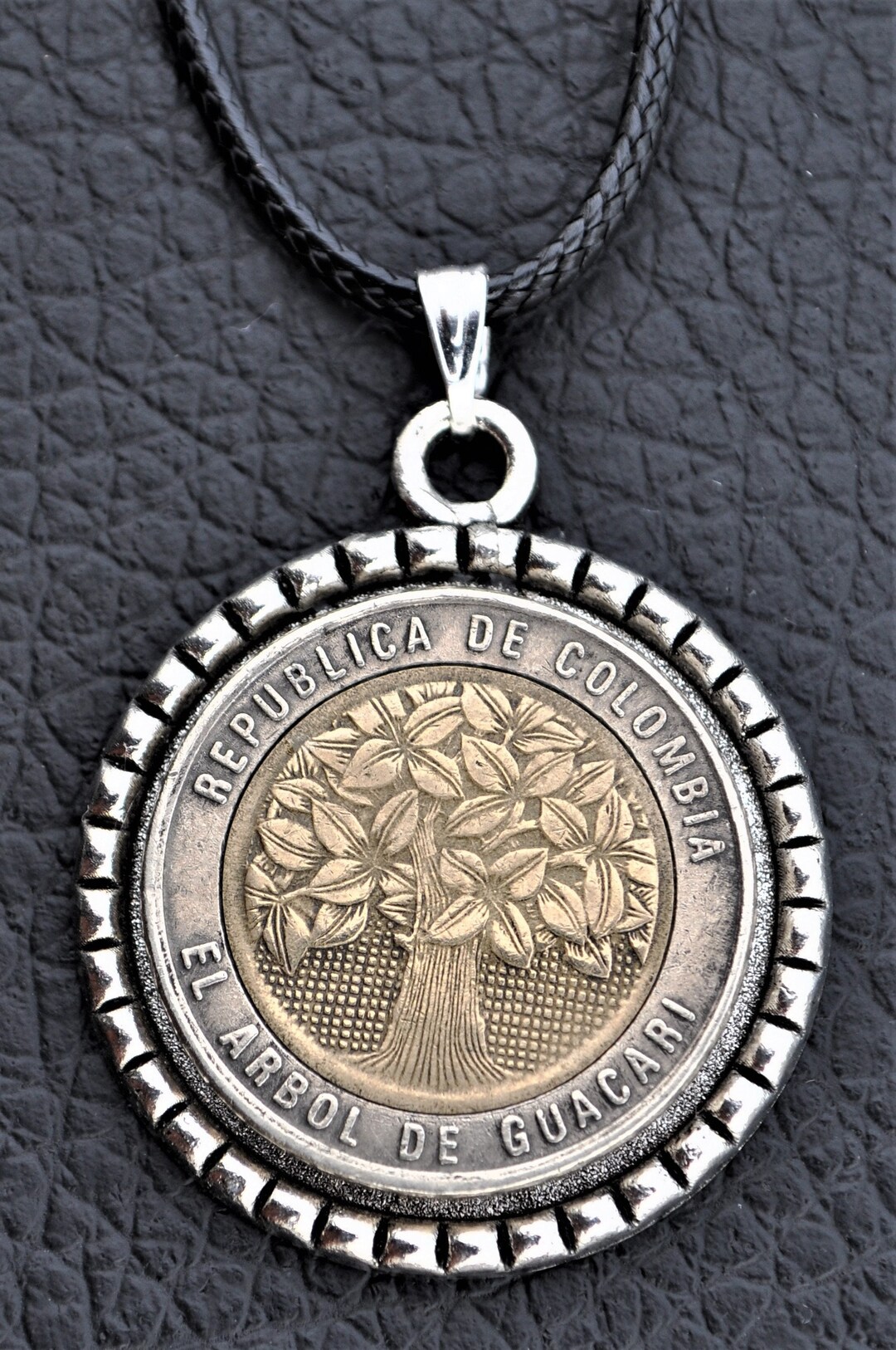 Colombia Guacarí Tree Bimetallic Coin Pendant - Etsy