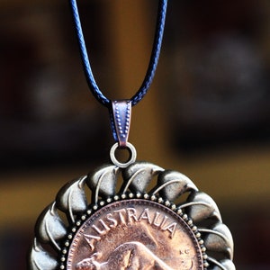 Large Australia Kangaroo Coin Pendant Necklace - Etsy