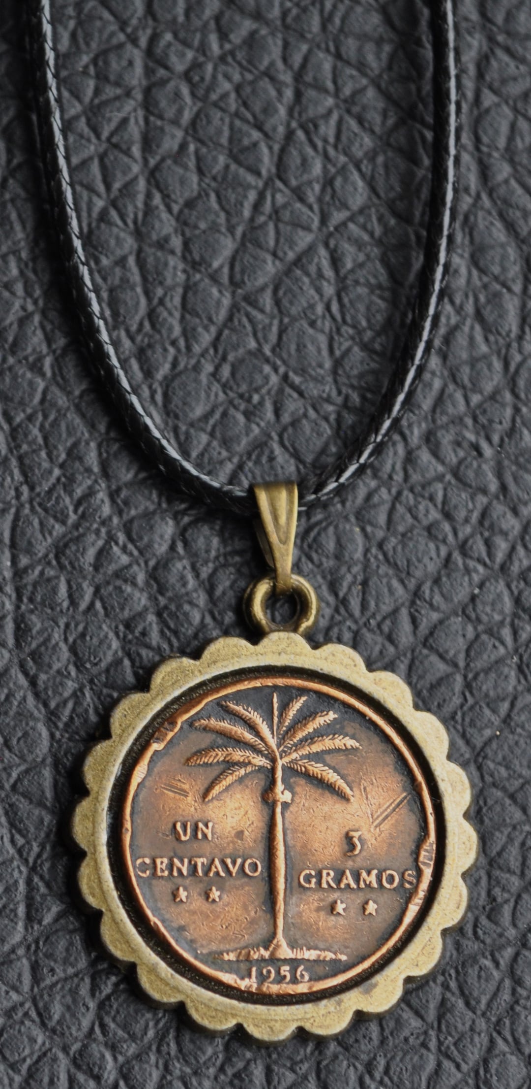 Dominican Republic Palm Tree Coin Pendant Necklace - Etsy