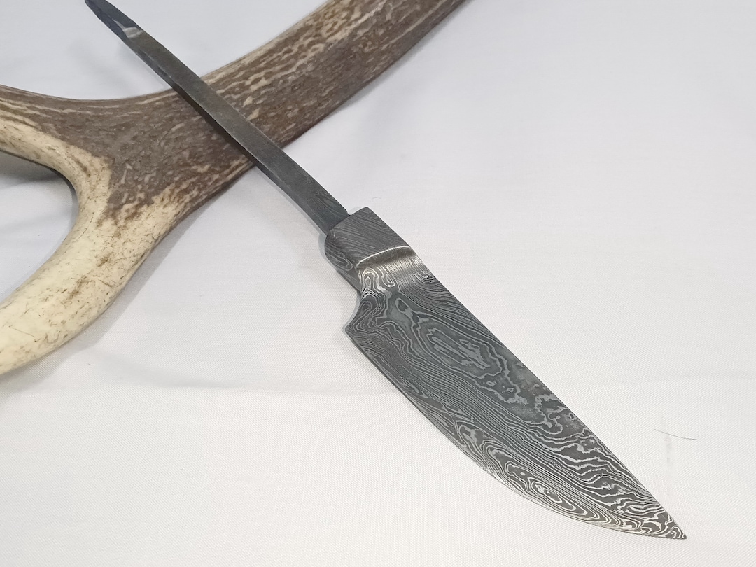 Hand Forged Damascus Integral Bolster Hunter Knife hand Forged Damascus ...