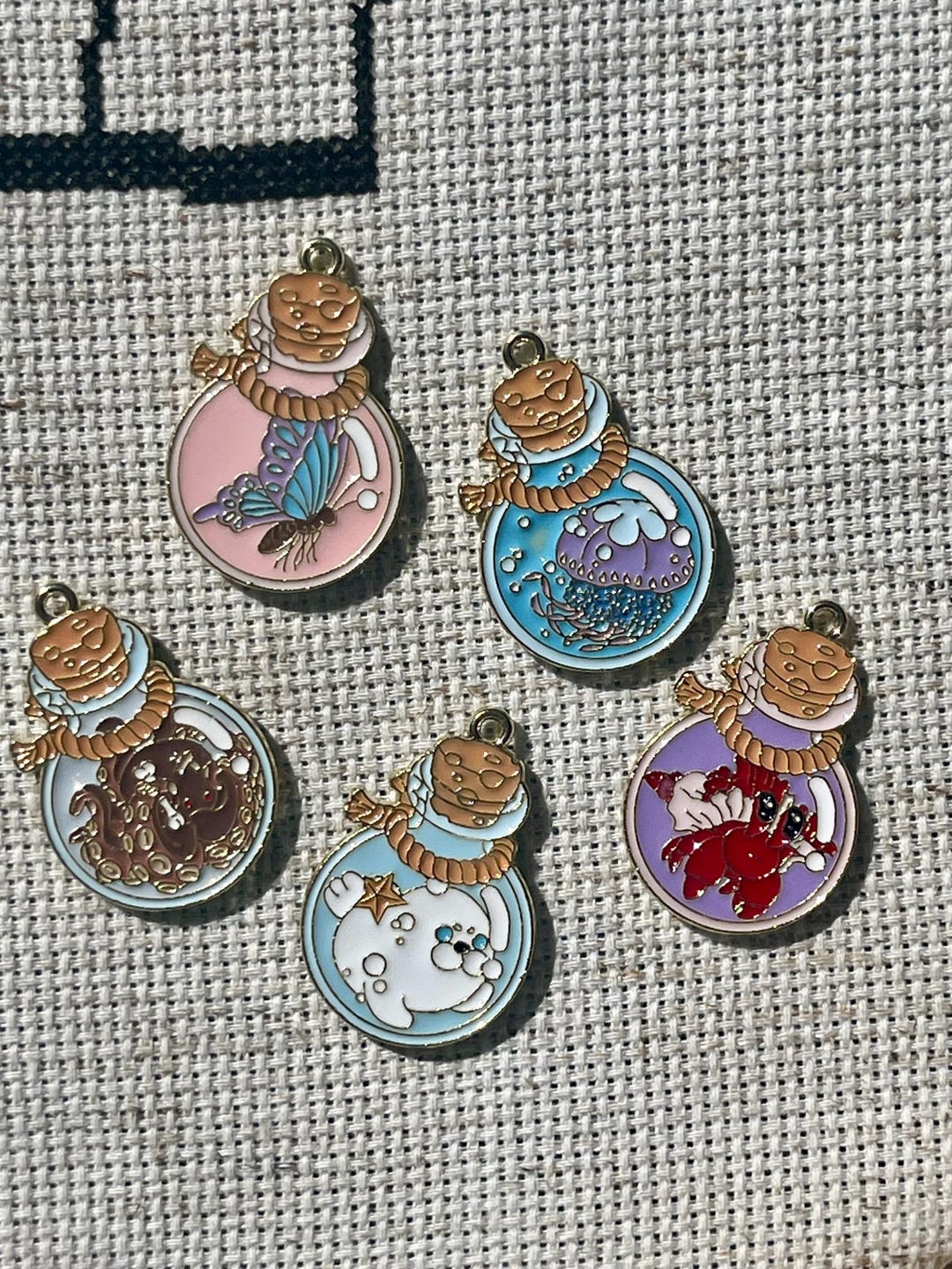 Potion Pets, Magnetic Animal Potion Bottle Needle Minders, Octopus ...