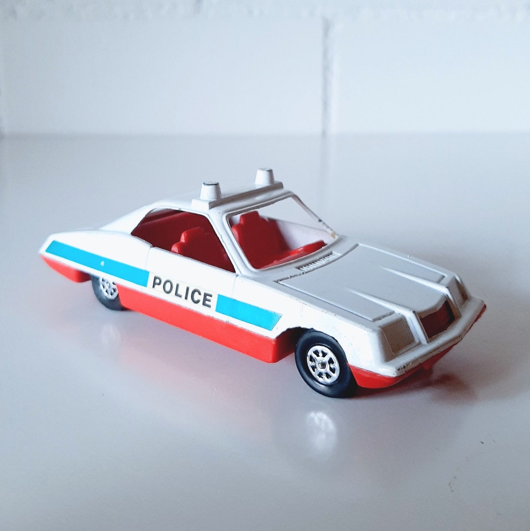 Vintage Corgi Police Car 1:43 - 1970s Diecast - Made in Great Britain ...