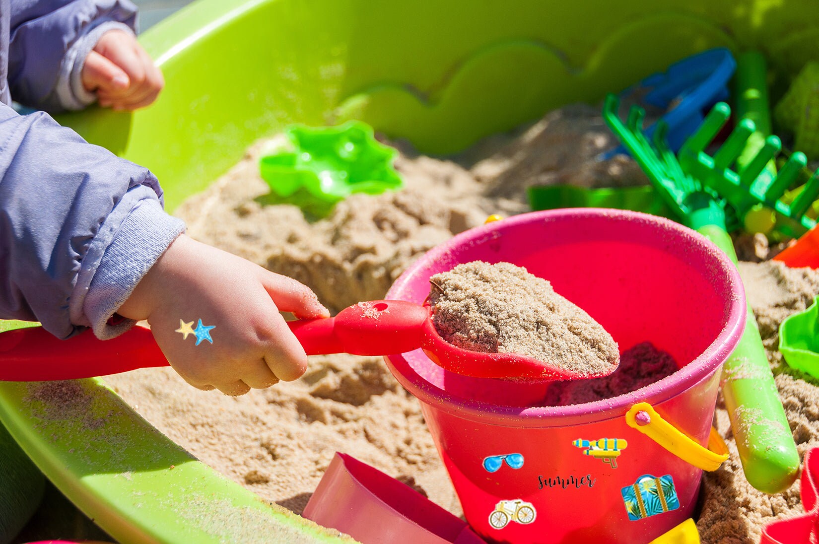 50 LB Premium Grade Quikrete Play Sand for Sandbox, Craft Sand, and ...