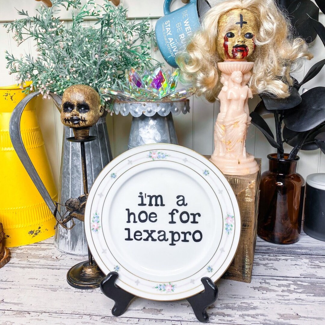 Upcycled Vintage Style Plate, Funny Plate, Barbiecore, Y2K, Cottage ...