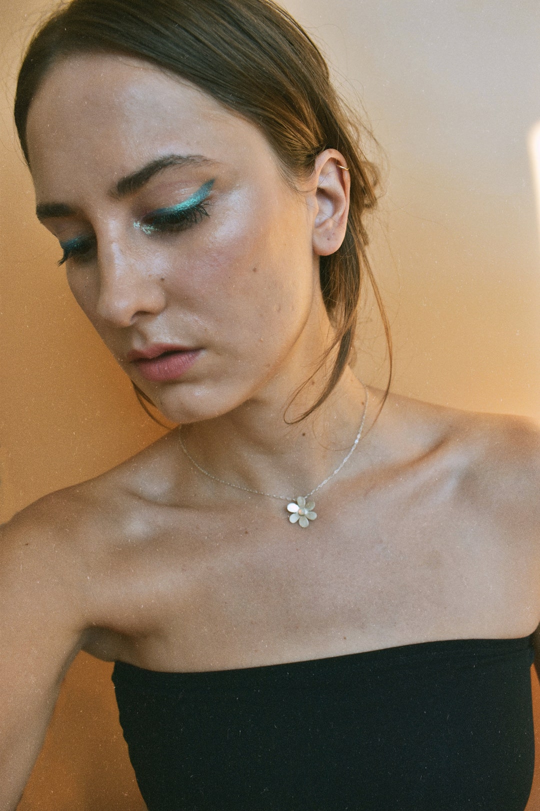 Dainty Daisy Necklace With Opal or Onyx, Woodstock Festival Statement ...