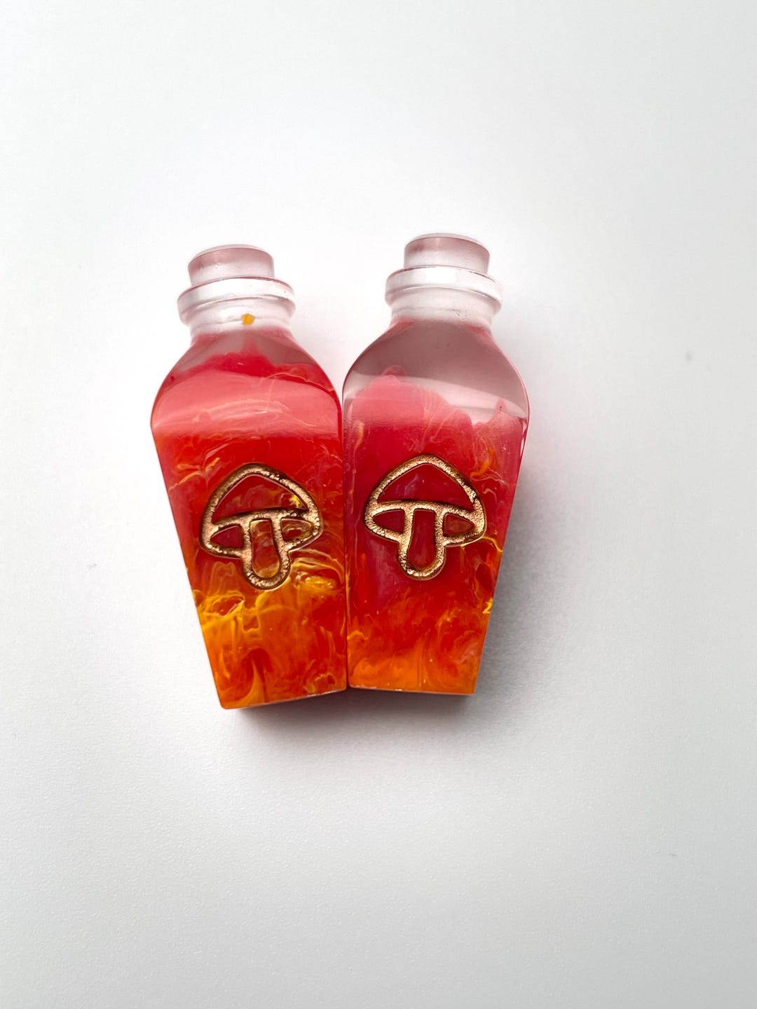 Phoenixs Vial Potion Dice Set Potion Bottle Dice 2pc D4 Set Dungeons ...