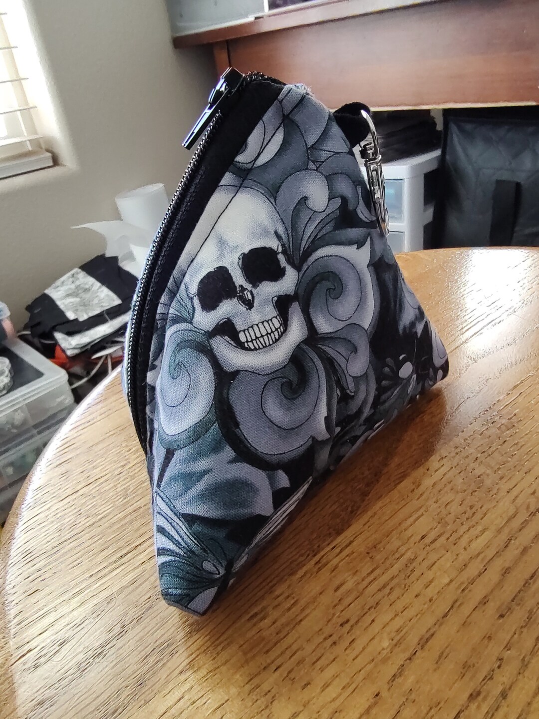 Pocket Pyramid Edgy Group, Zipper and Has Clasp to Hang. - Etsy