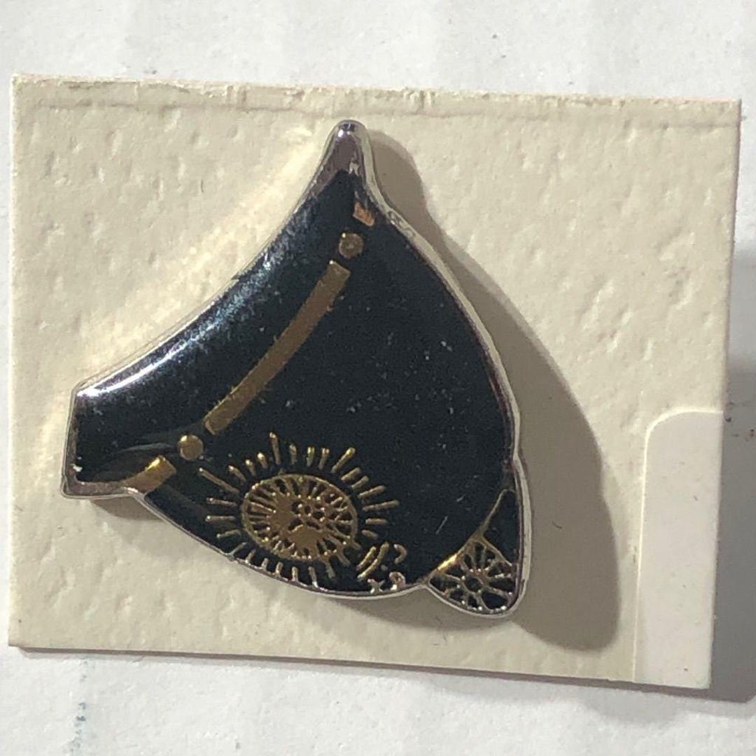 Vintage London Police Officer Bobby Hat Enamel Lapel Pin Black Gold ...