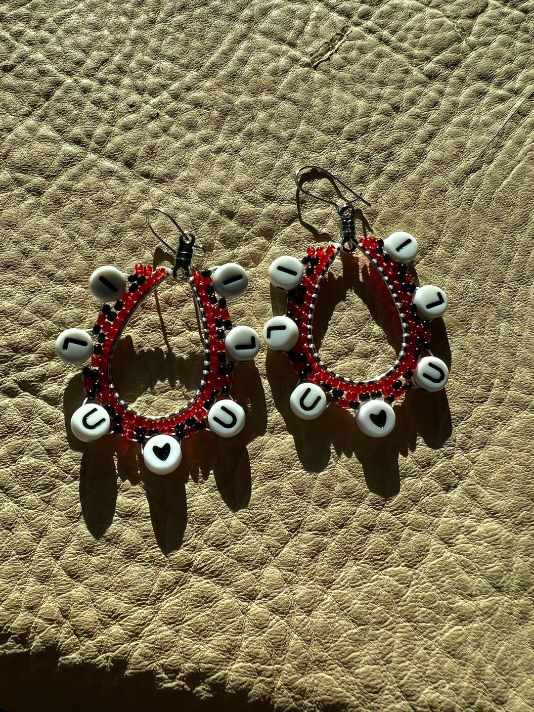 ILU Teardrop Beaded Red Black Native Made Kidney Hook Earrings - Etsy