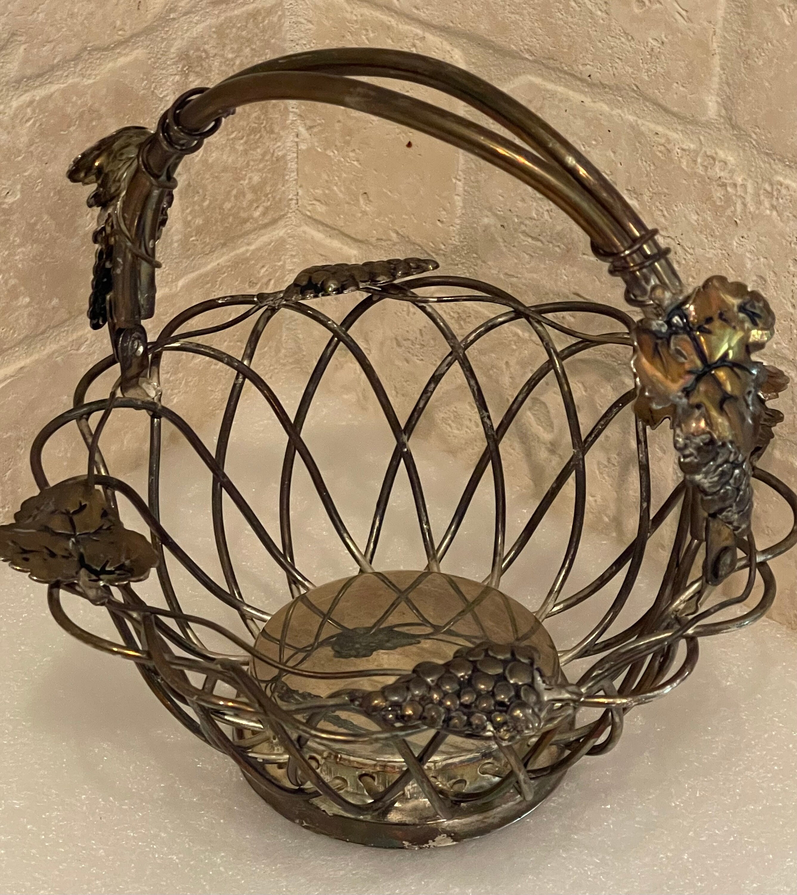 Vintage Godinger 7” Silver-plate Art Grape/leaf Basket With Moveable ...